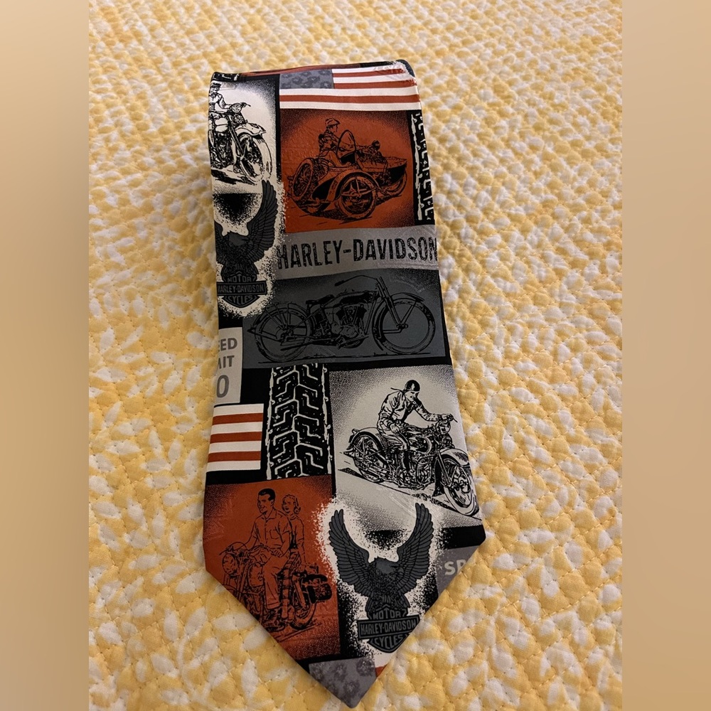 Vintage Harley Davidson Americana Pattern 100% Silk T… - Gem